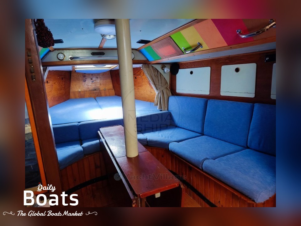 1973 Cantieri Di Marsiglia Delph 32 for sale. View price, photos and ...