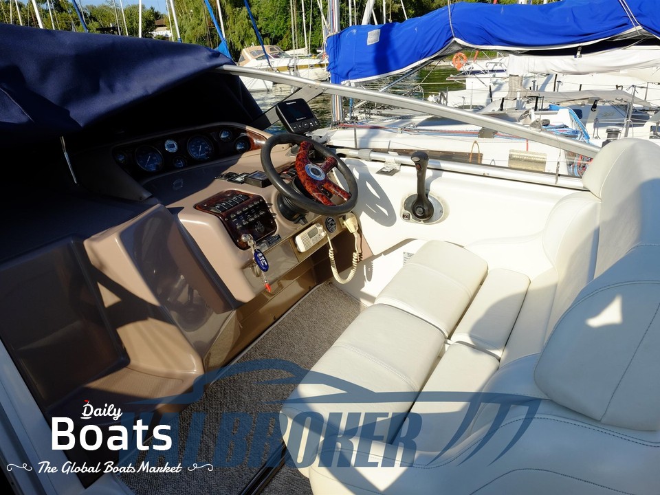 2002 Regal Marine Commodore 2665 for sale. View price, photos and Buy ...