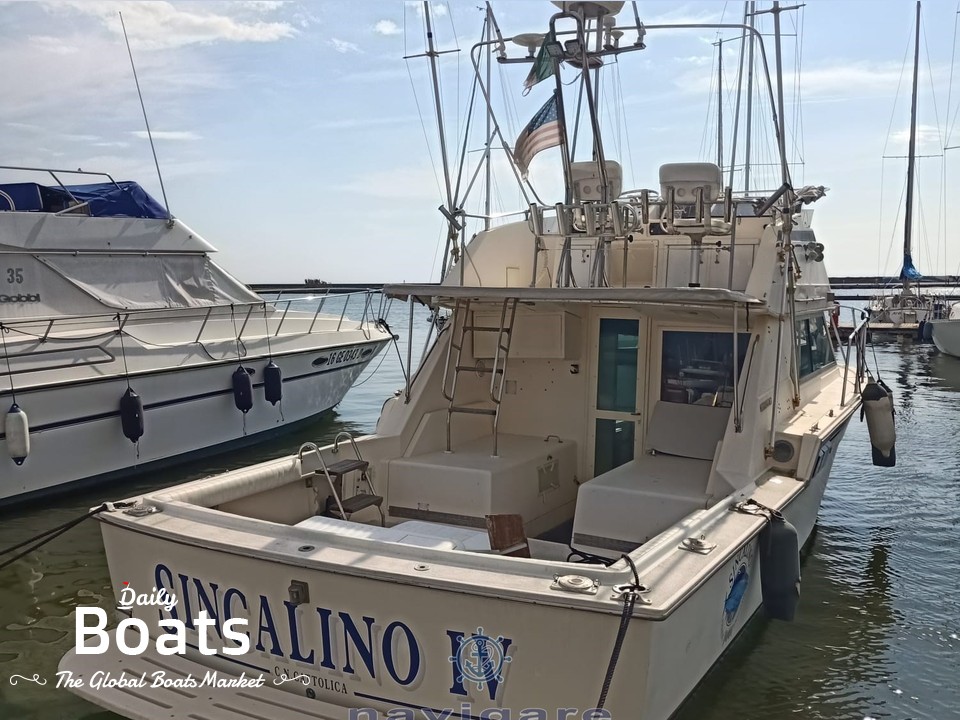 1984 Hatteras 32 for sale. View price, photos and Buy 1984 Hatteras 32 ...