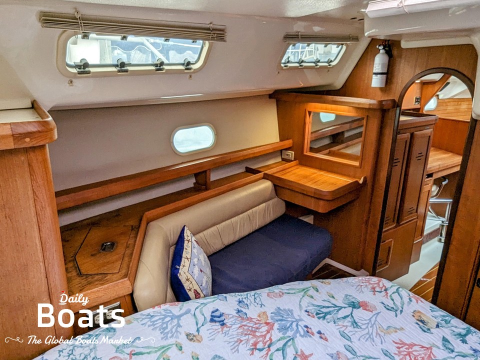 1996 Hunter Passage 42 for sale. View price, photos and Buy 1996 Hunter ...