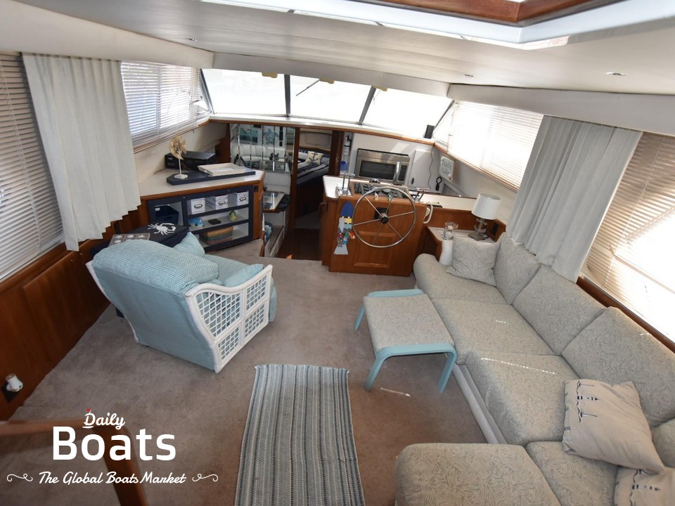 1993 Carver 440 Aft Cabin Motor Yacht for sale. View price, photos and ...