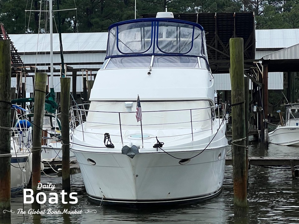 2005 Carver 33 Super Sport for sale. View price, photos and Buy 2005 ...