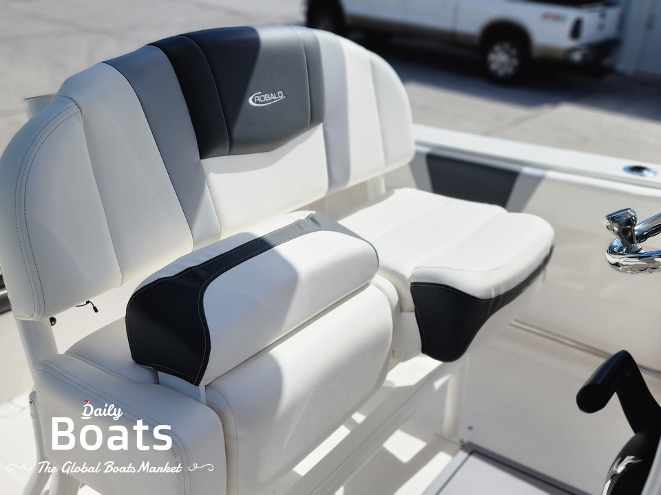 2023 Robalo 230 for sale. View price, photos and Buy 2023 Robalo 230 ...