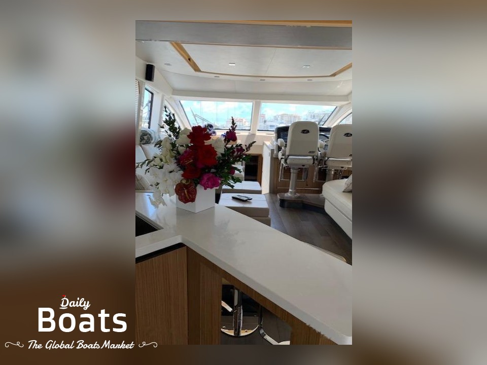 2018 Sea Ray 55 Sundancer for sale. View price, photos and Buy 2018 Sea ...