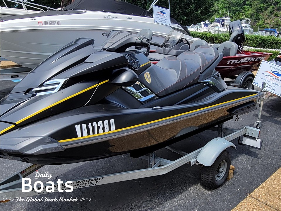 2018 Yamaha WaveRunner 3 Seater for sale. View price, photos and Buy ...