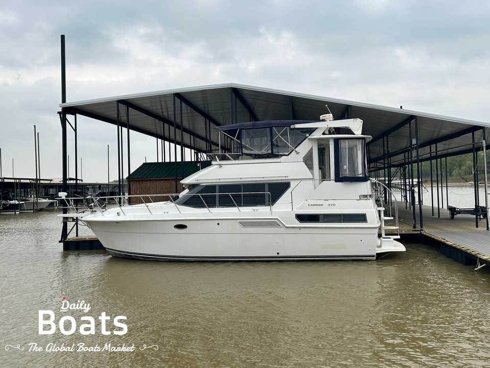 1996 Carver 370 Aft Cabin Motoryacht for sale. View price, photos and ...