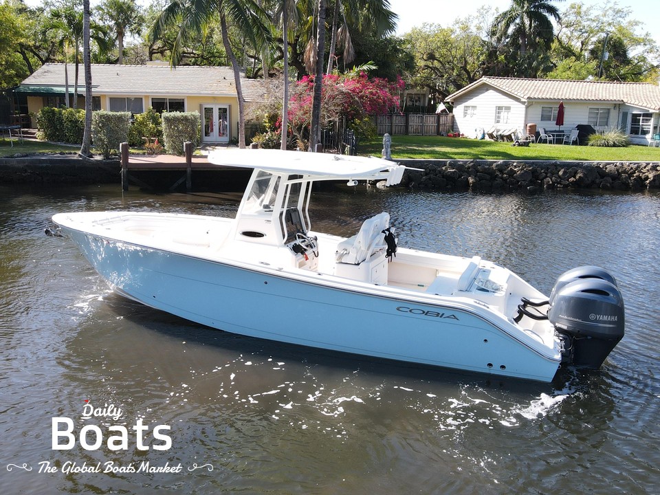2020 Cobia 280 Cc for sale. View price, photos and Buy 2020 Cobia 280 ...
