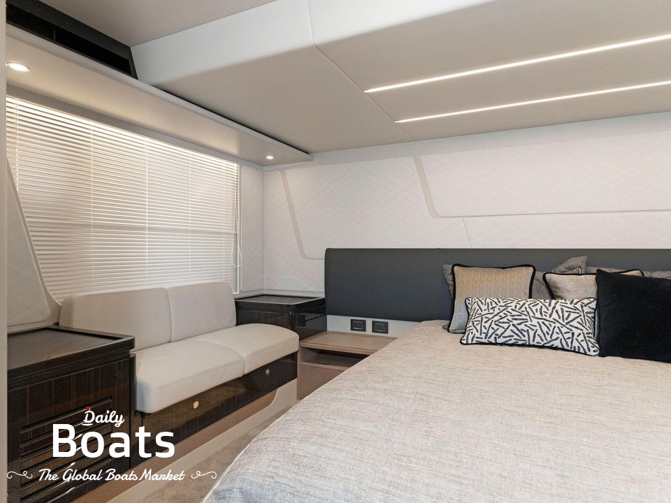 2020 Absolute 62 Fly for sale. View price, photos and Buy 2020 Absolute ...