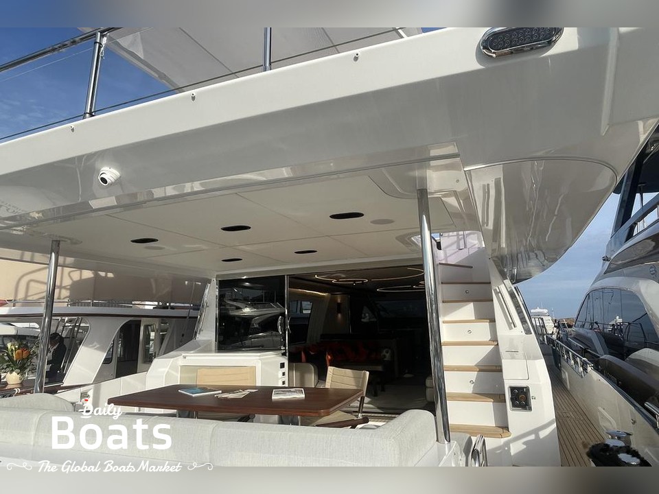 2020 Azimut Fly 72 for sale. View price, photos and Buy 2020 Azimut Fly ...