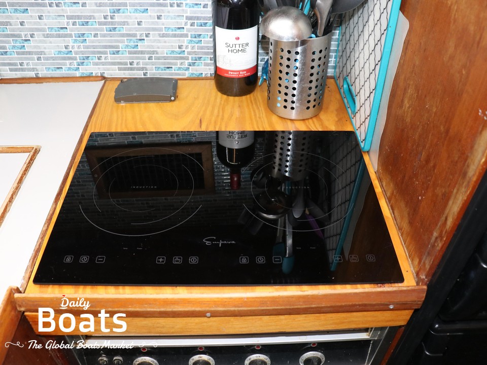 1984 Present Yachts Sun Deck Trawler 42 for sale. View price, photos ...