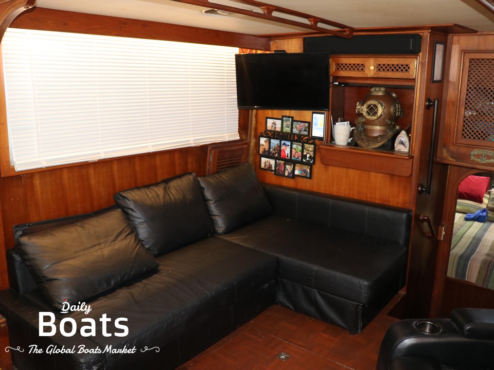 1984 Present Yachts Sun Deck Trawler 42 for sale. View price, photos ...