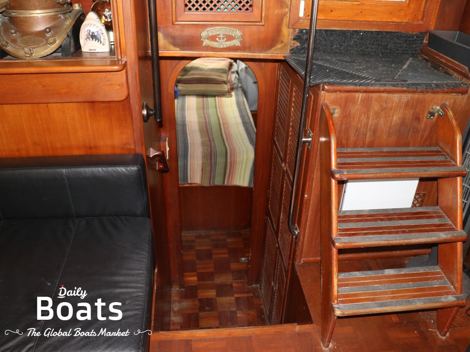 1984 Present Yachts Sun Deck Trawler 42 for sale. View price, photos ...
