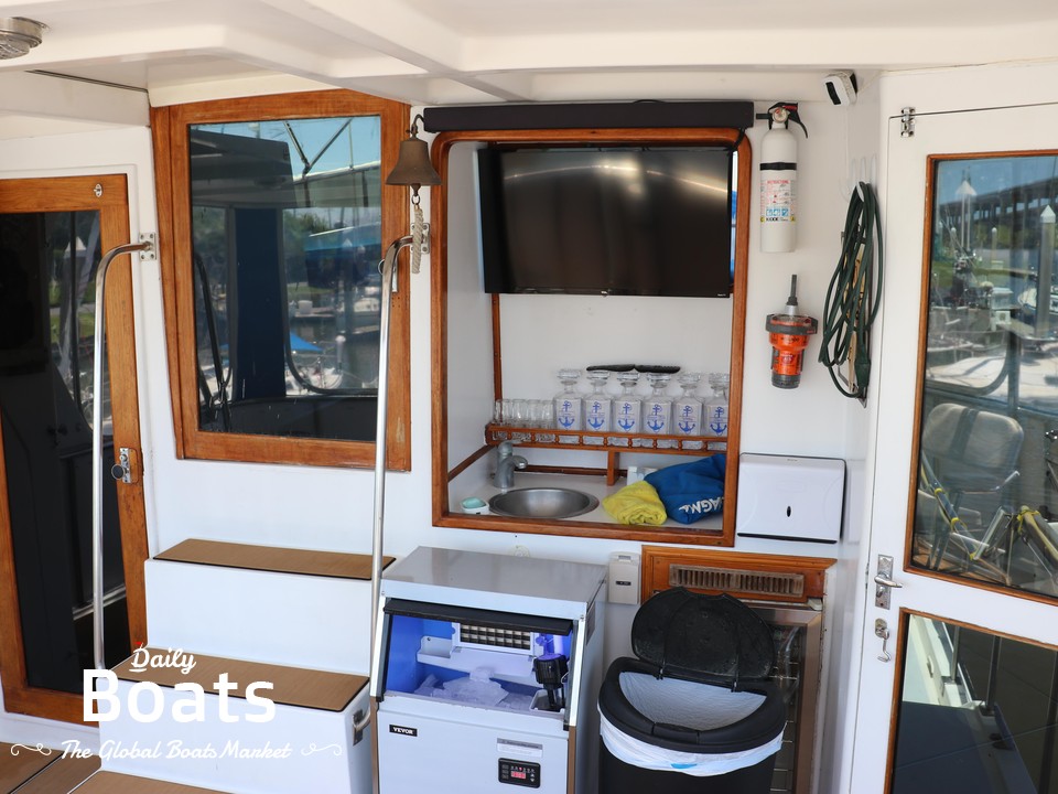 1984 Present Yachts Sun Deck Trawler 42 for sale. View price, photos ...