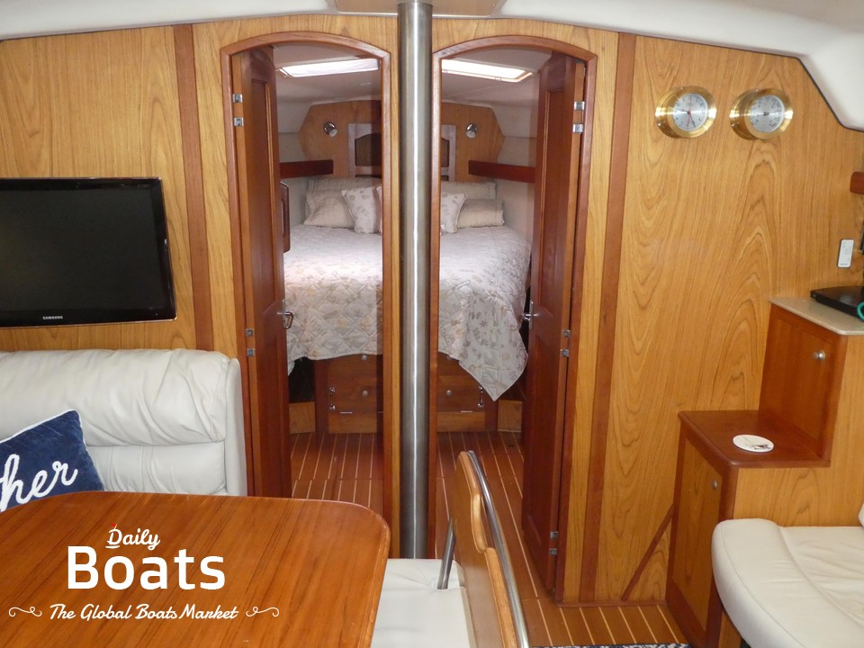 2001 Hunter 460 for sale. View price, photos and Buy 2001 Hunter 460 ...