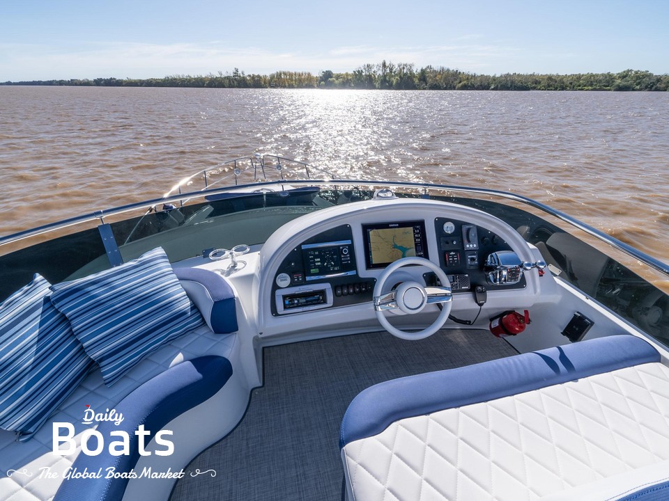 2022 Segue 46 Flybridge на продажу. Посмотреть цену, фотографии и ...