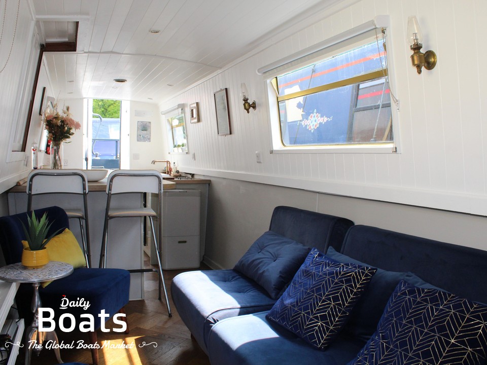 2001 Narrowboat 55' Andicraft Cruiser Stern for sale. View price ...