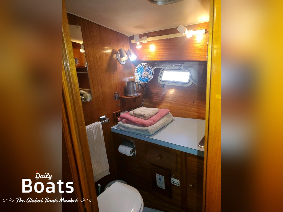 1977 Pequod 34 Sportfish for sale. View price, photos and Buy 1977 ...