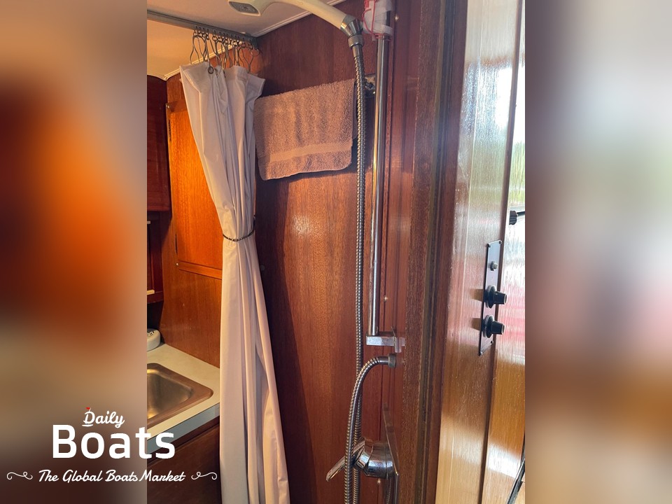 1977 Pequod 34 Sportfish for sale. View price, photos and Buy 1977 ...