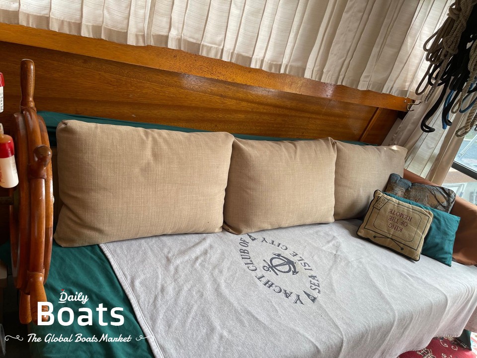 1977 Pequod 34 Sportfish for sale. View price, photos and Buy 1977 ...