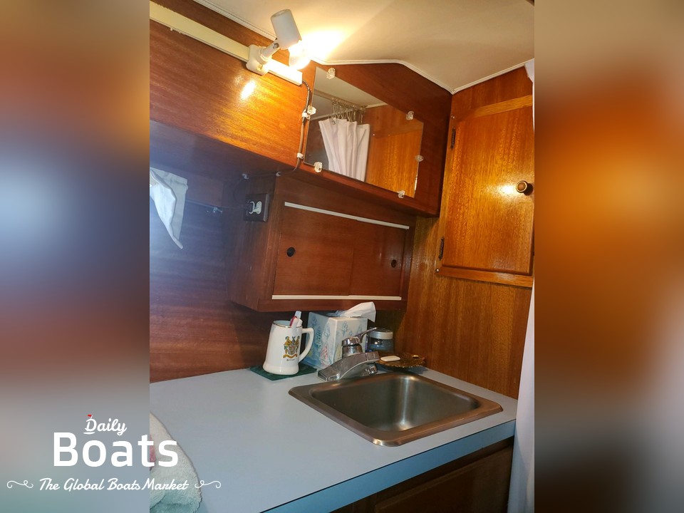 1977 Pequod 34 Sportfish for sale. View price, photos and Buy 1977 ...