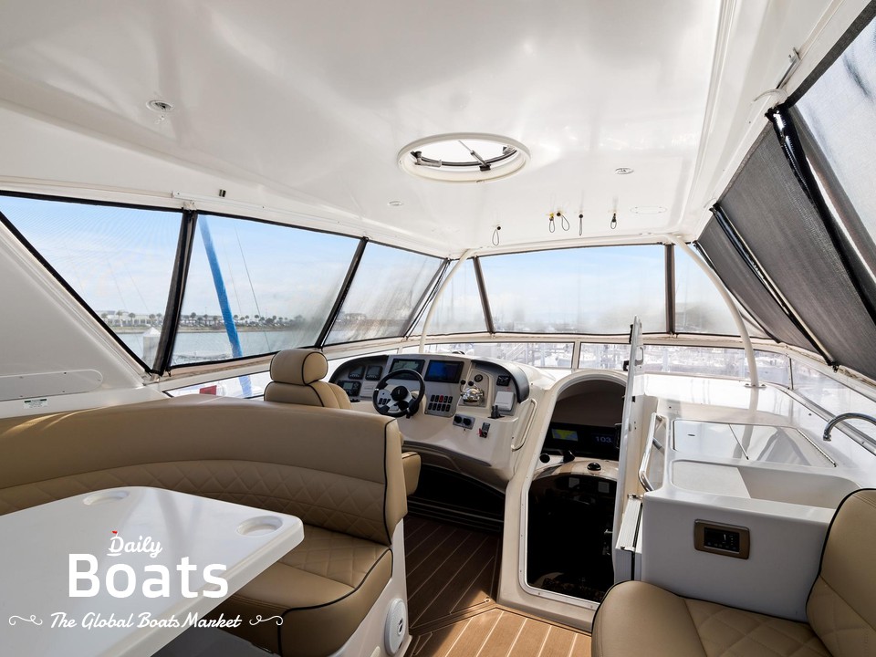 2007 Carver 52 Voyager for sale. View price, photos and Buy 2007 Carver ...