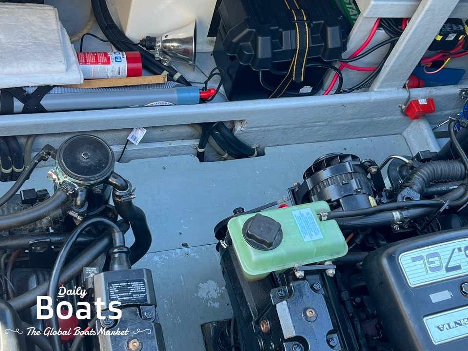 1995 Commander 30 for sale. View price, photos and Buy 1995 Commander ...