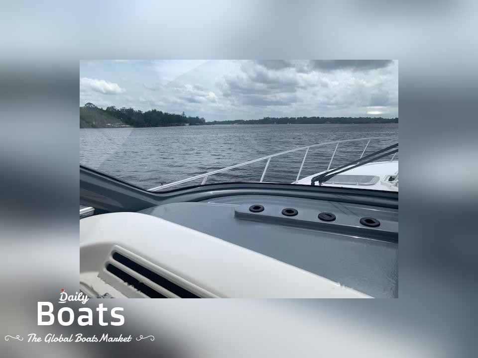 2000 Tiara Yachts 52 Express for sale. View price, photos and Buy 2000 ...