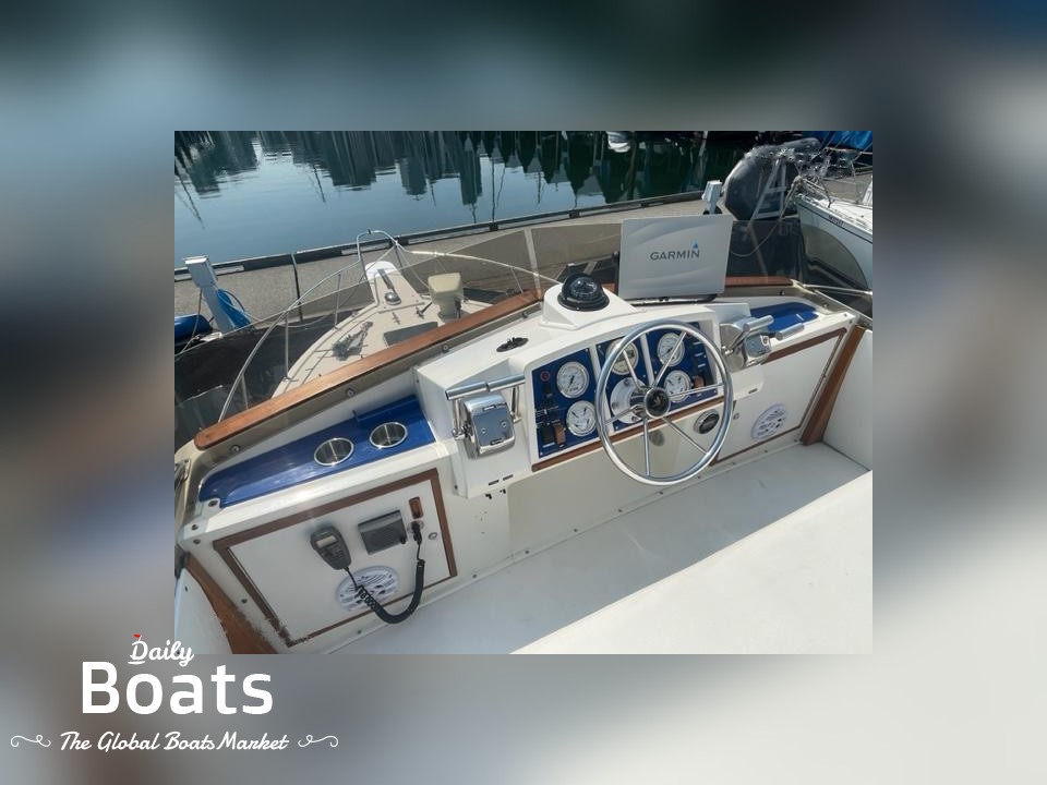 1984 Bertram 30 Flybridge Cruiser for sale. View price, photos and Buy ...