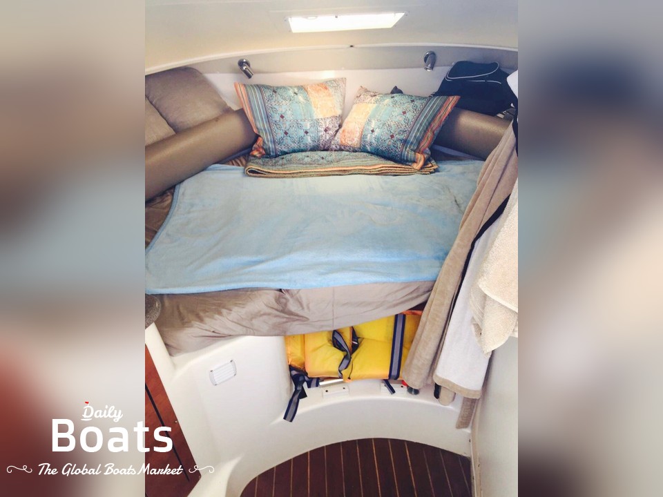 2004 Edgewater 265 Express for sale. View price, photos and Buy 2004 ...