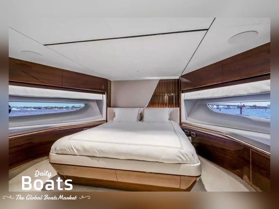 2022 Princess Y85 en venta. Ver precio, fotos y Comprar 2022 Princess ...