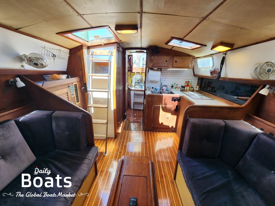 1978 Pearson 424 for sale. View price, photos and Buy 1978 Pearson 424 ...