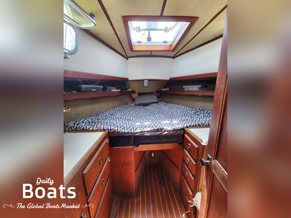 1978 Pearson 424 for sale. View price, photos and Buy 1978 Pearson 424 ...