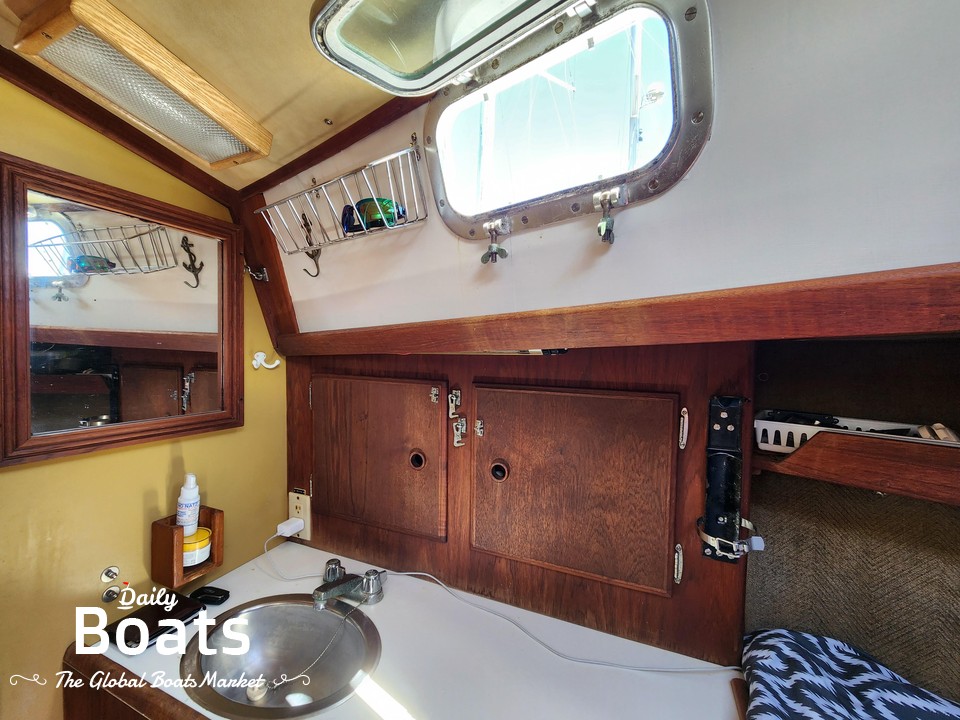 1978 Pearson 424 for sale. View price, photos and Buy 1978 Pearson 424 ...