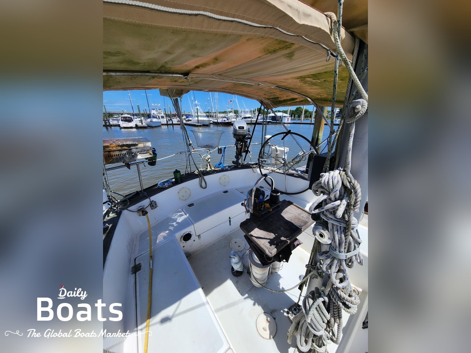 1978 Pearson 424 for sale. View price, photos and Buy 1978 Pearson 424 ...