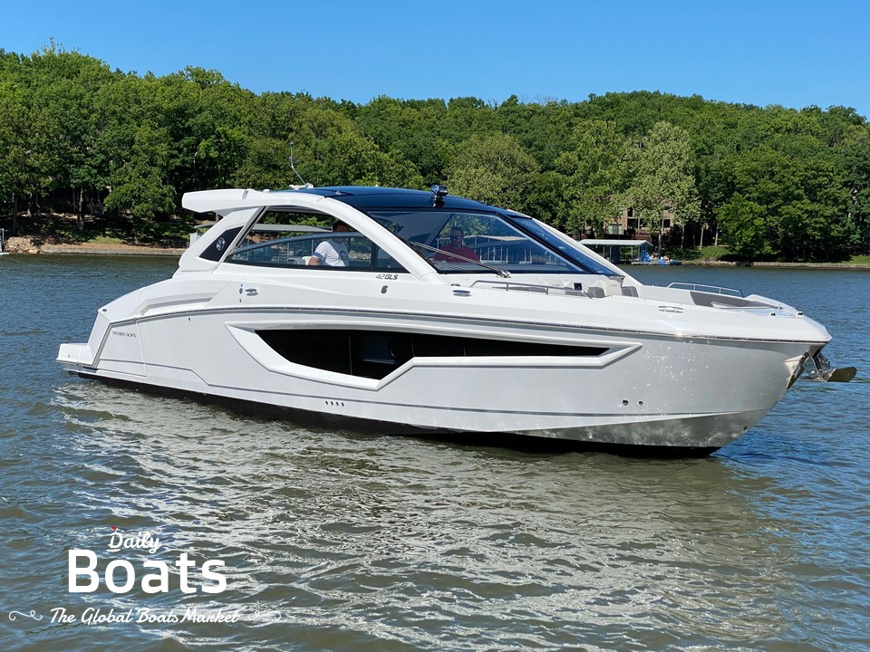 2021 Cruisers Yachts 42 Gls Outboard for sale. View price, photos and ...
