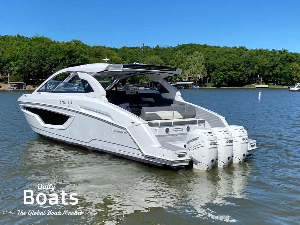 2021 Cruisers Yachts 42 Gls Outboard for sale. View price, photos and ...