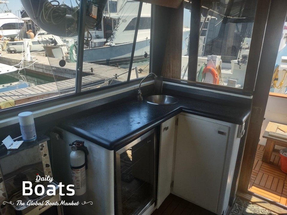 1989 Bayliner 3888 Motoryacht for sale. View price, photos and Buy 1989 ...