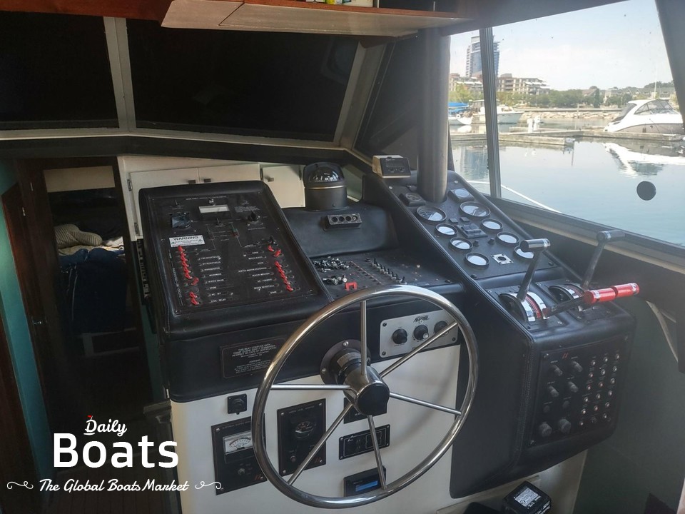 1989 Bayliner 3888 Motoryacht for sale. View price, photos and Buy 1989 ...