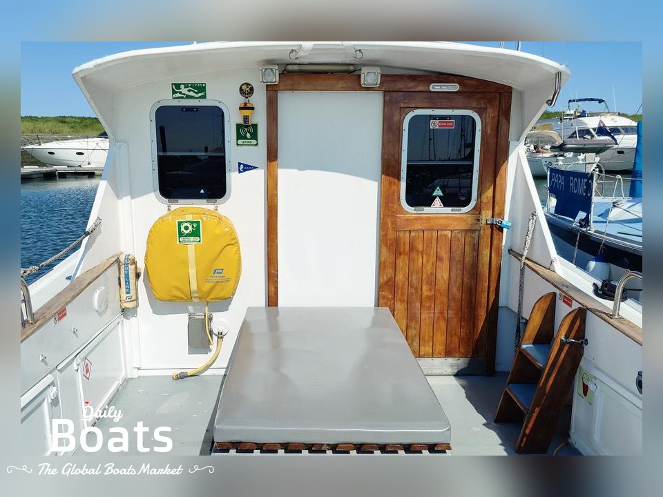 1981 Lochin 33 Fast Fisher for sale. View price, photos and Buy 1981 ...