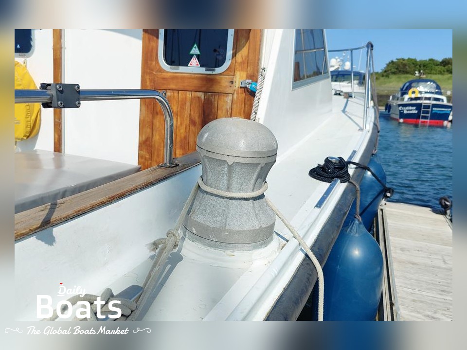 1981 Lochin 33 Fast Fisher for sale. View price, photos and Buy 1981 ...