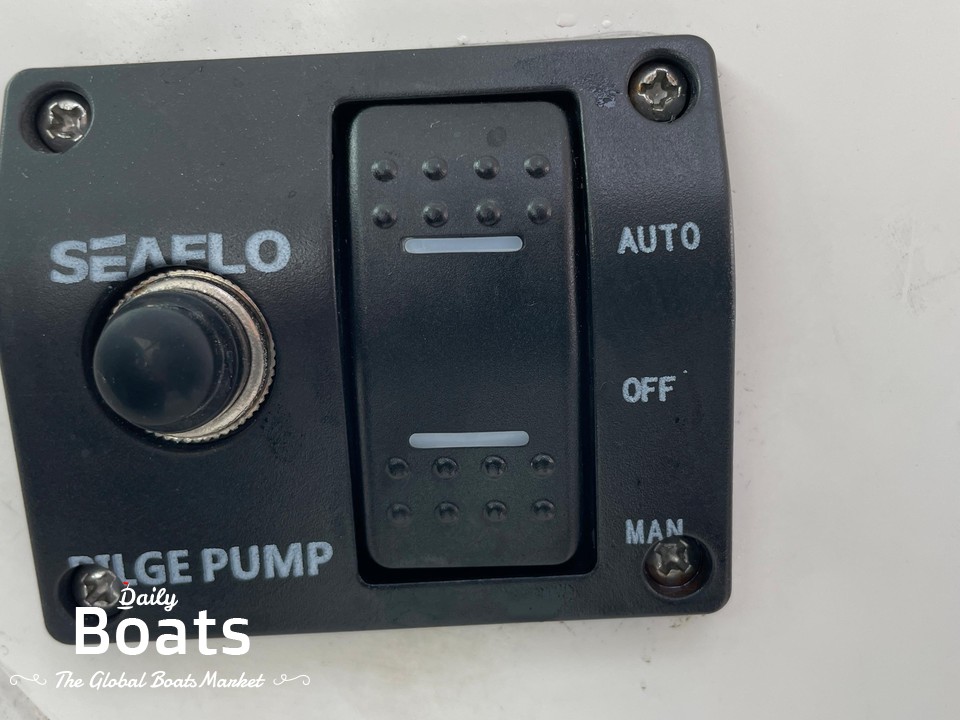 2021 Reflex 25 Reef Runner for sale. View price, photos and Buy 2021 ...