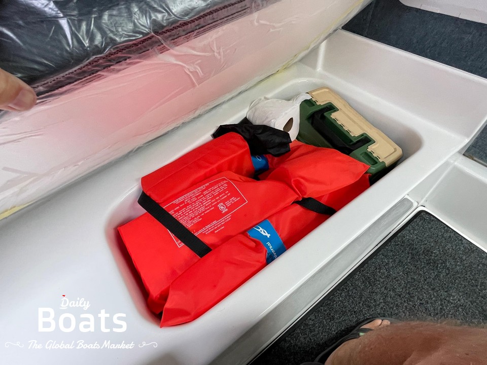 2021 Reflex 25 Reef Runner for sale. View price, photos and Buy 2021 ...