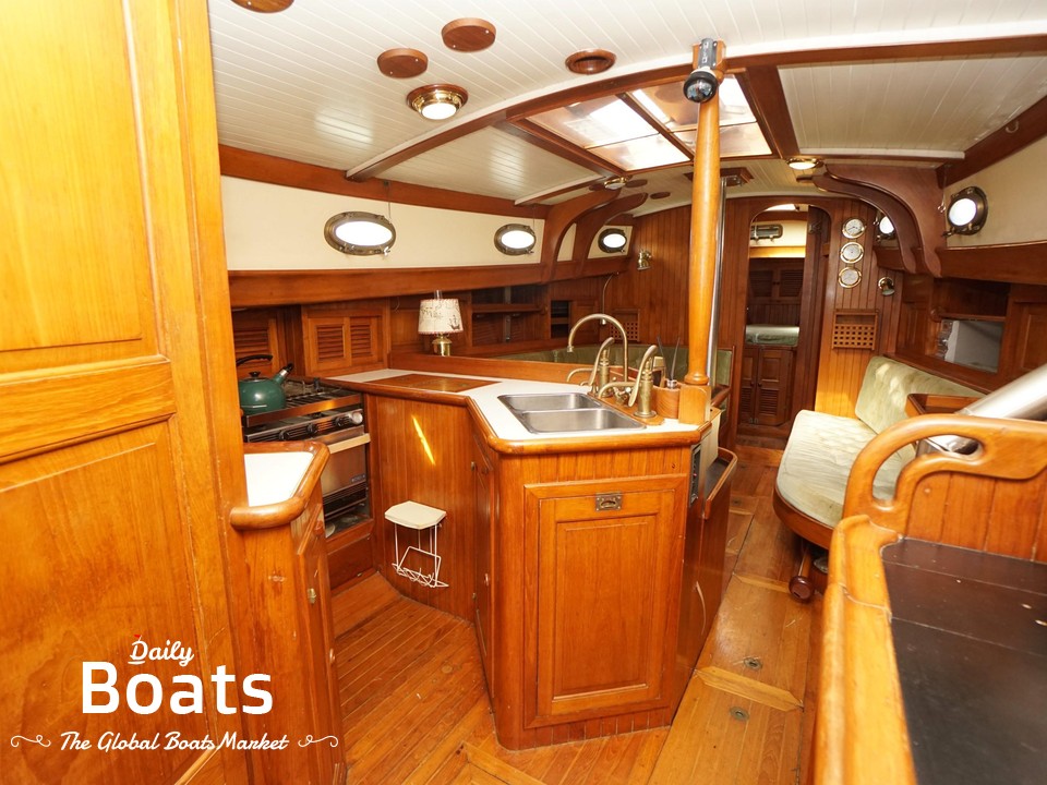 1981 Hans Christian 38T for sale. View price, photos and Buy 1981 Hans ...