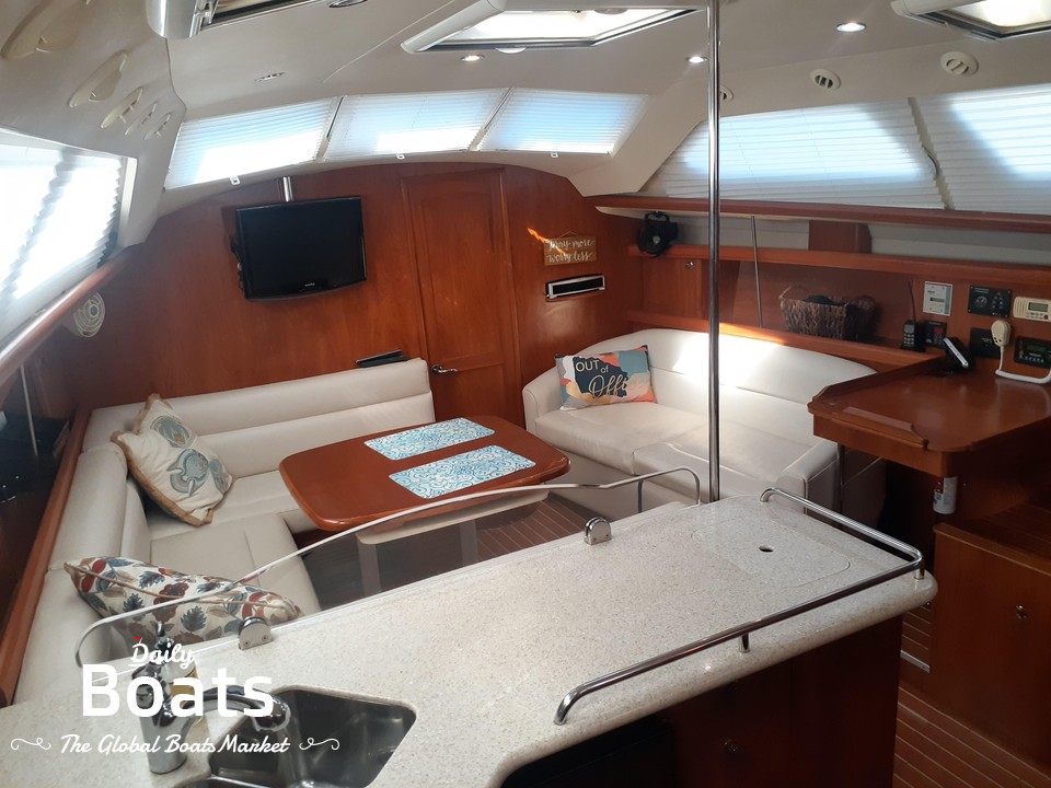 2011 Hunter 41 Deck Salon for sale. View price, photos and Buy 2011 ...