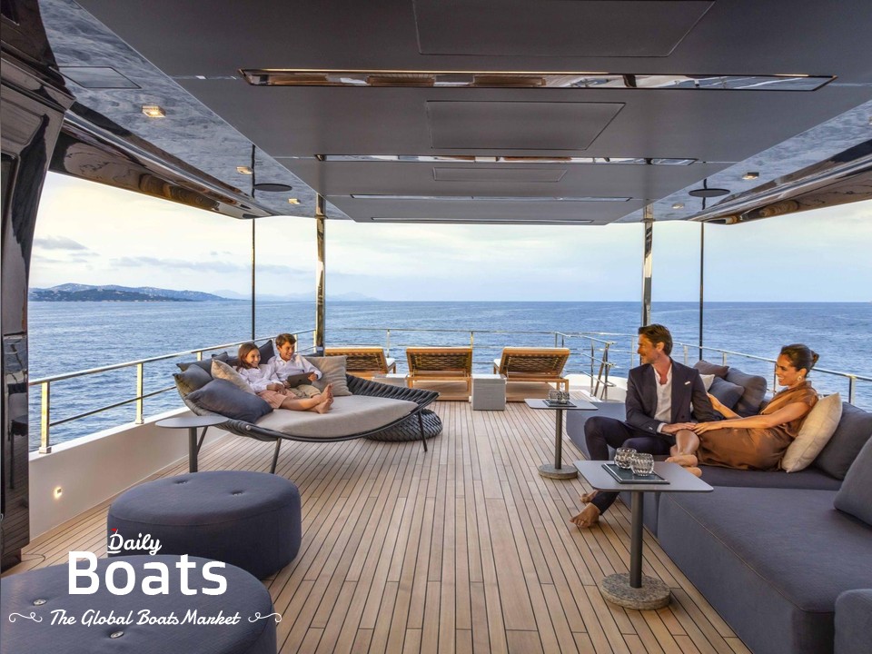 2020 Custom Line Navetta 42M for sale. View price, photos and Buy 2020 ...