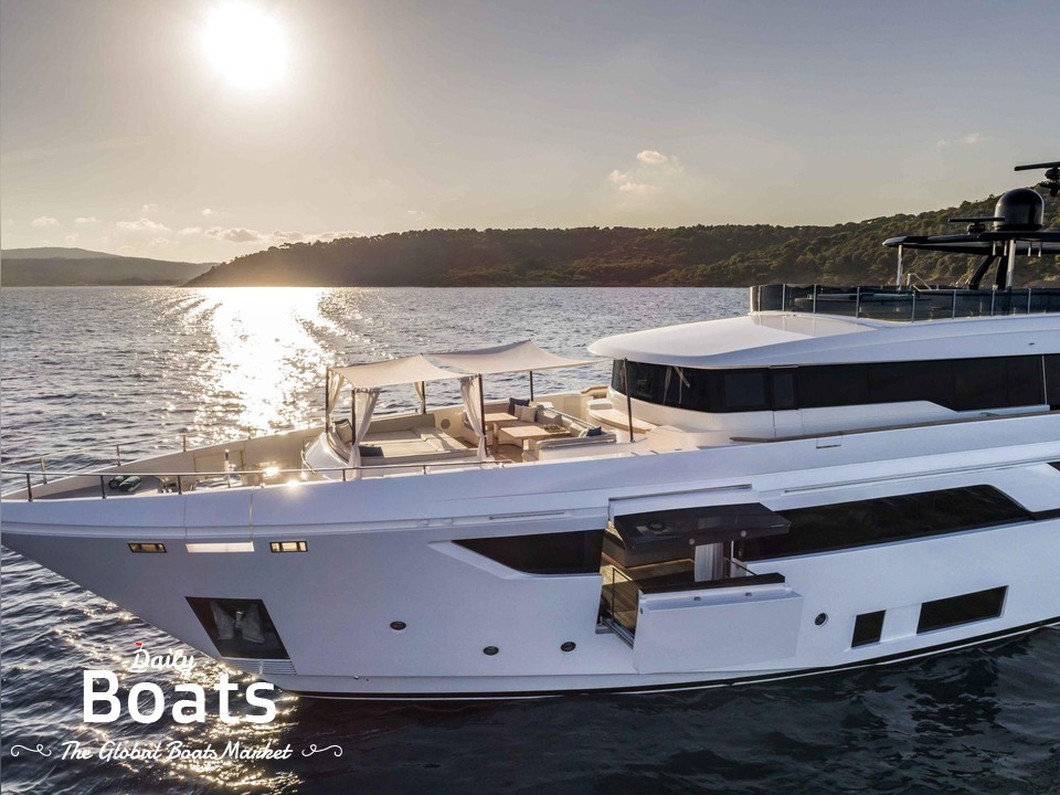 2020 Custom Line Navetta 42M for sale. View price, photos and Buy 2020 ...