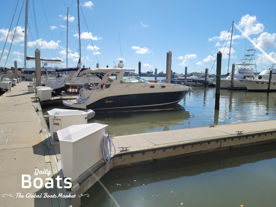 2005 Rinker Fiesta Vee 342 for sale. View price, photos and Buy 2005 ...