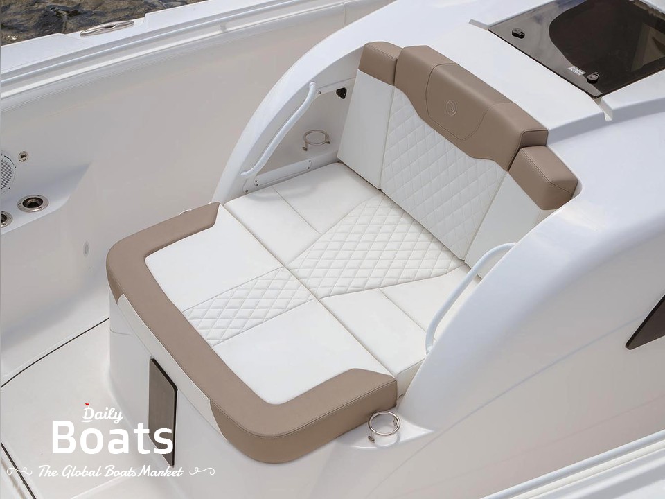 2022 Edgewater 370Cc for sale. View price, photos and Buy 2022 ...