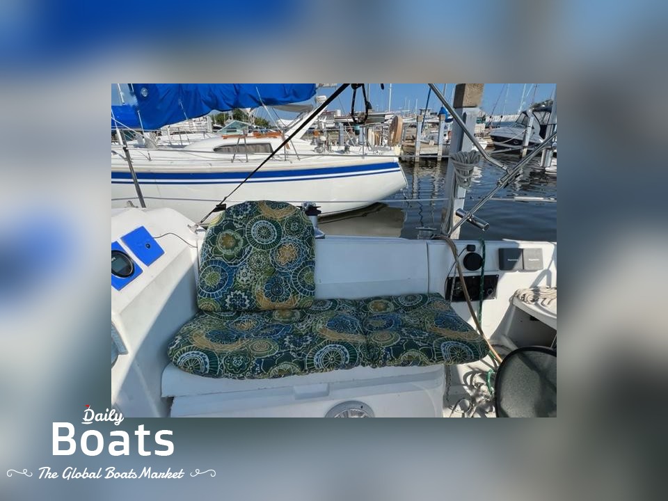 1988 Hunter 335 for sale. View price, photos and Buy 1988 Hunter 335 ...