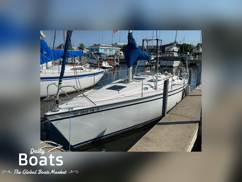 1988 Hunter 335 for sale. View price, photos and Buy 1988 Hunter 335 ...